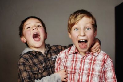 20 cosas con las que te identificarás si tienes un hermano