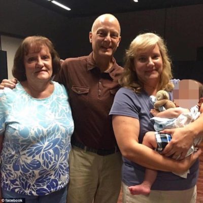 400 Alumnos muestran su apoyo y amor a su maestro con cáncer