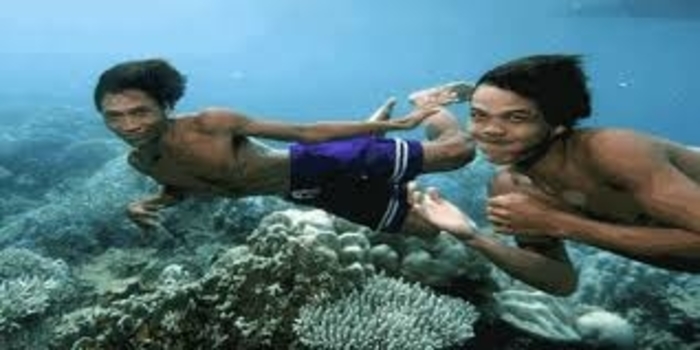 Los niños Moken y sus increíbles ojos de delfín