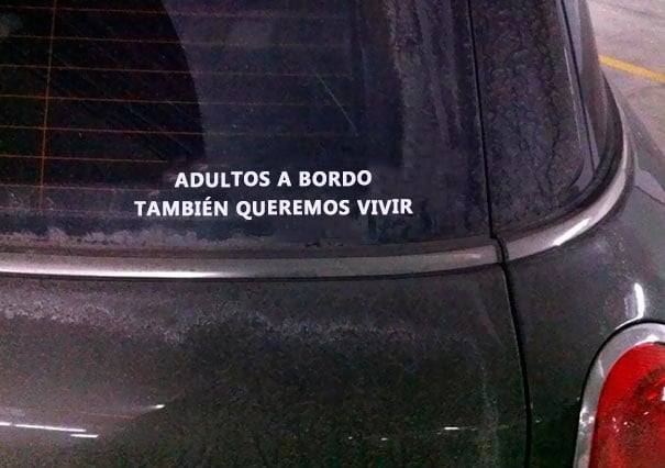 13 Divertidas calcomanías para tu coche que te harán frenar