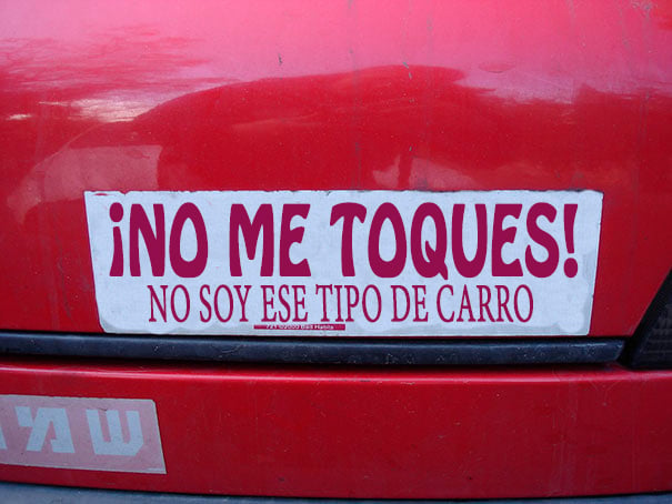 13 Divertidas calcomanías para tu coche que te harán frenar